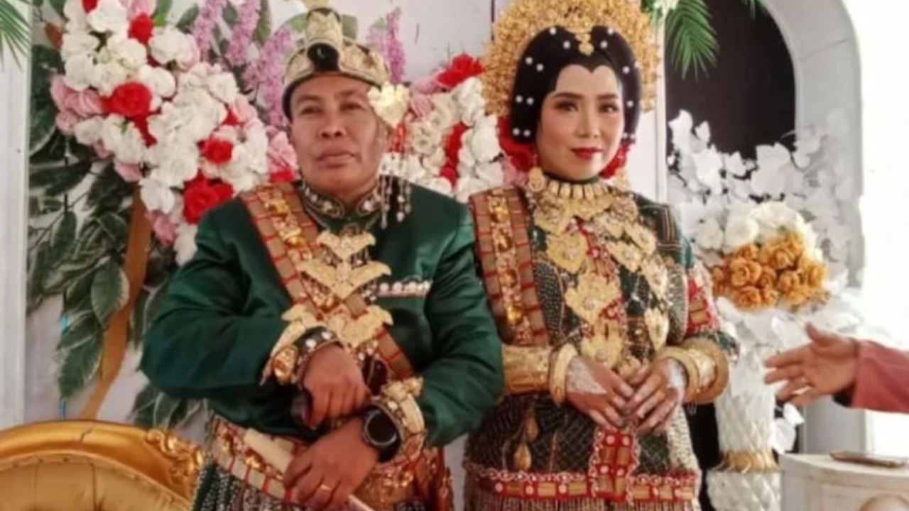 Gempar Kes Perkahwinan Sejenis, Rupa-Rupanya Pengantin Lelaki Khunsa ...