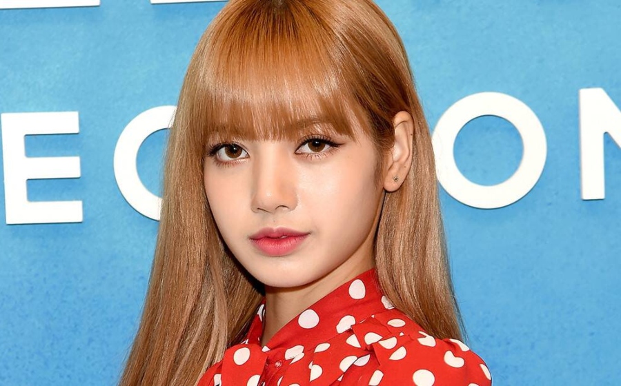 Wow...Lisa Blackpink Raih Anugerah Akaun Paling Disayangi Di Instagram ...