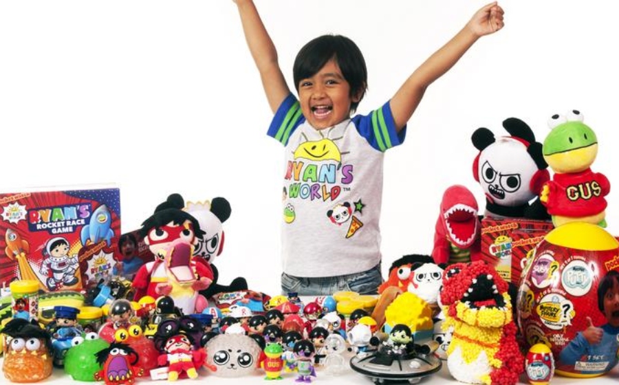 Ryan ToysReview Lancar Alat Mainan Jenama Sendiri | Gempak