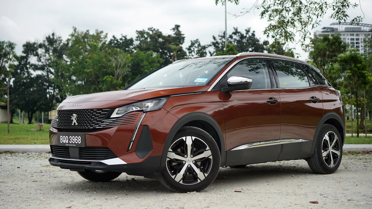 RD Drives the Peugeot 3008: It finds that middle ground, and stays there.