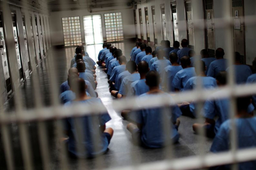 Prison Inmates Say Thank You To Frontliners By Singing Touching Song ...