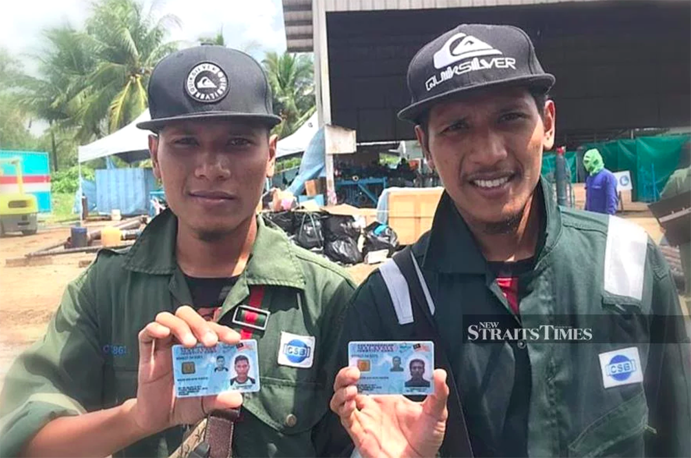 Oh, Brother: Mahathir And Najib Are Twins!