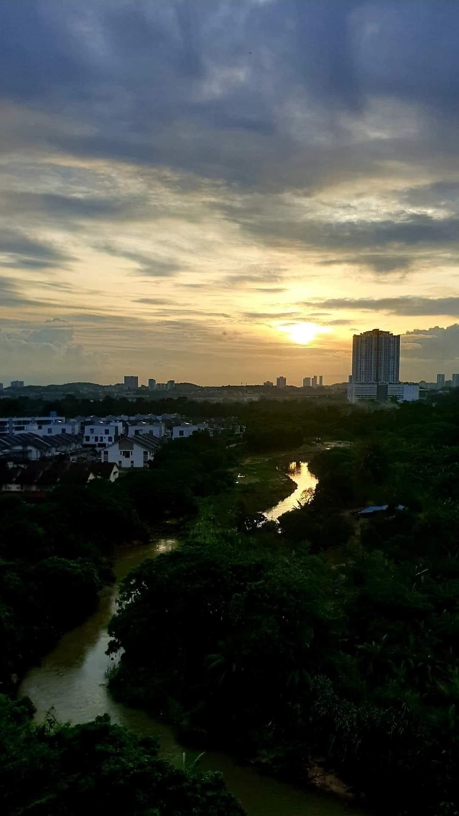 盘点 I 首相住的Sungai Long有山有水？7个当地特色报你知！ | XUAN