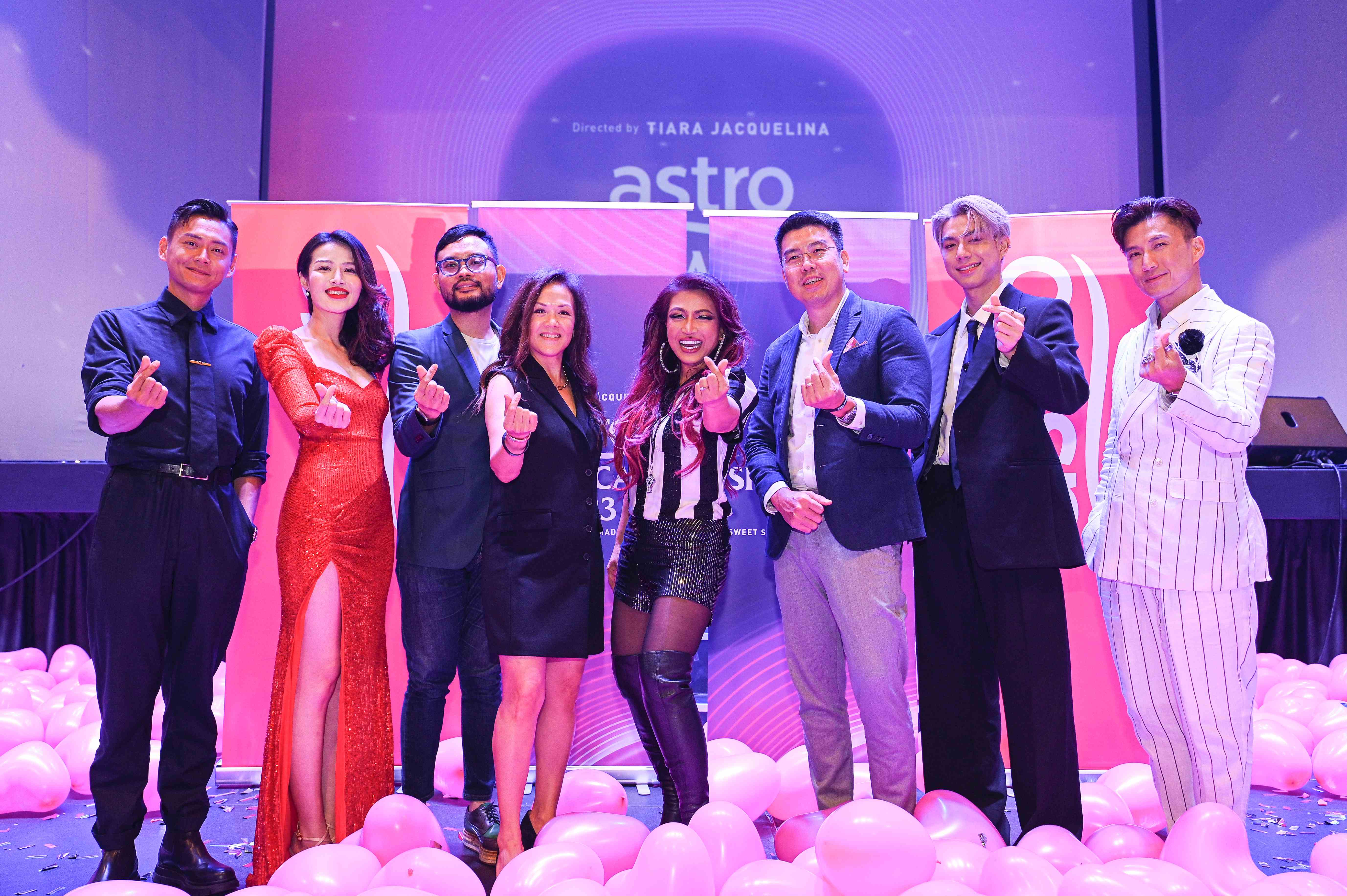 本地知名导演执导！多位海内外艺人出席Astro Showcase...重现港剧插曲 | XUAN